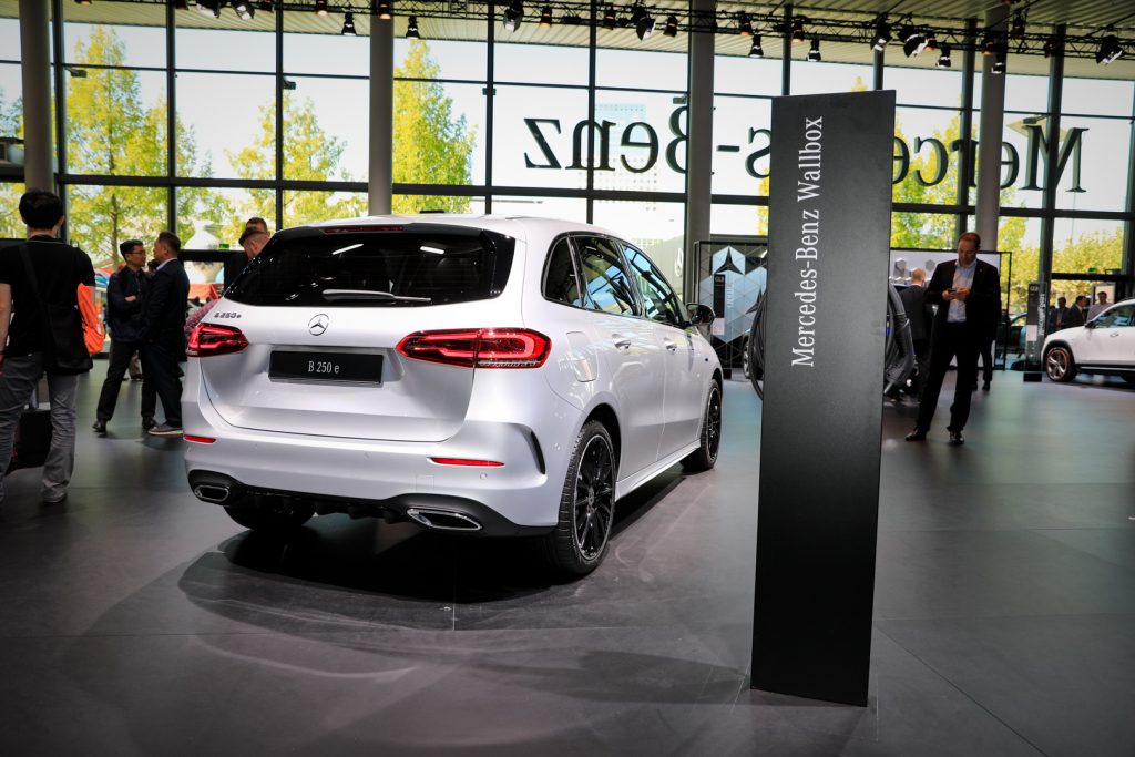 2020 Mercedes-Benz A250e And B250e Plug Into The Heart Of The Compact ...