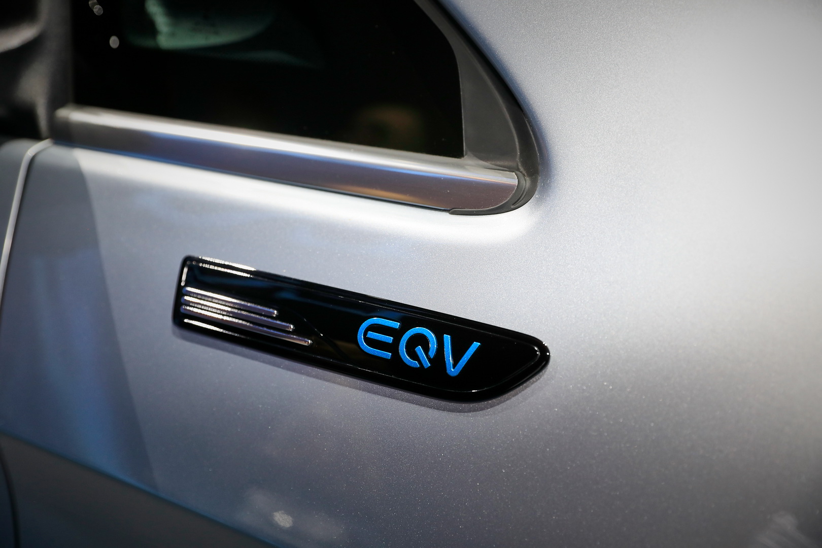 2020 Mercedes-Benz EQV Is The Brand’s First Electric Premium MPV ...