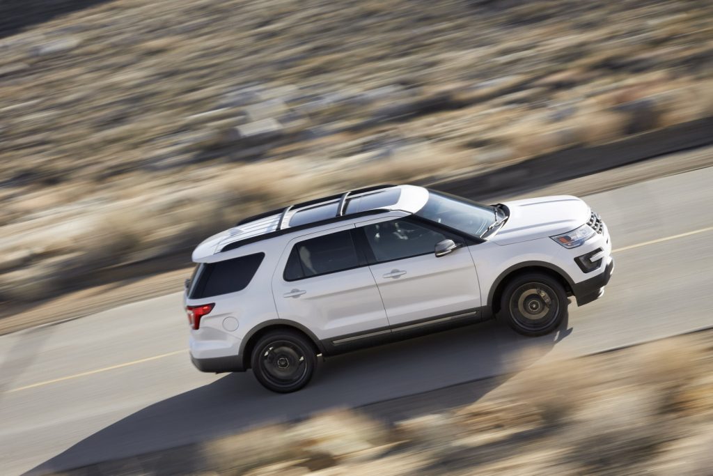 2017 Ford Explorer Recall: Keep Your Hands To Yourself To Avoid Injury ...