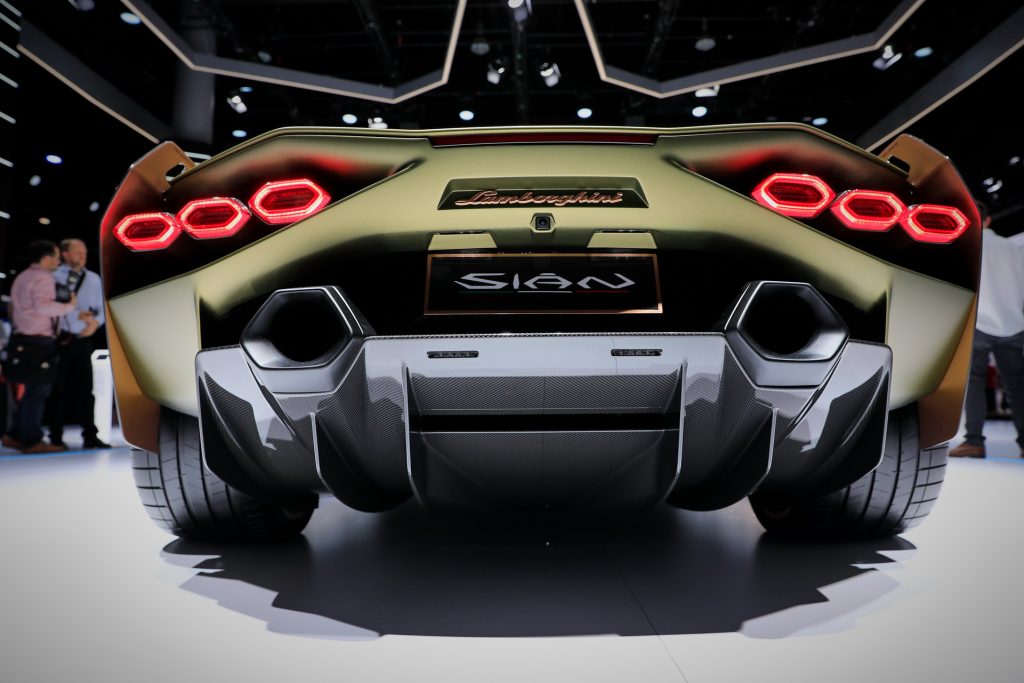 Lamborghini Doubles-Down On Its Supercapacitor Tech For Future Hybrids ...