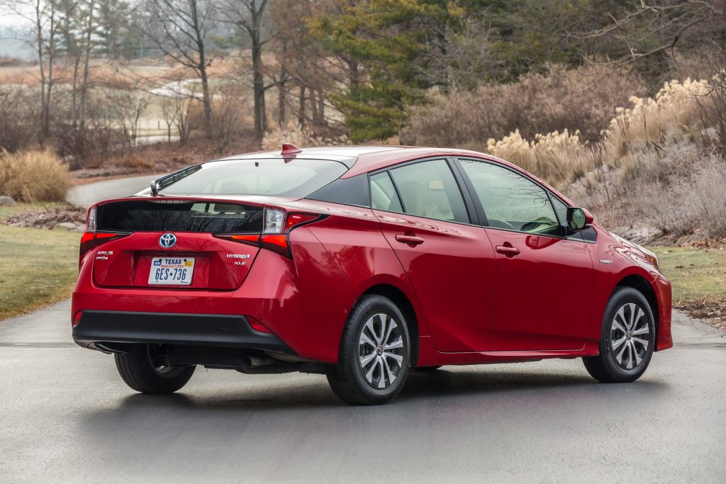 Toyota Updates 2020 Prius With More Safety Kit And Apple CarPlay As ...