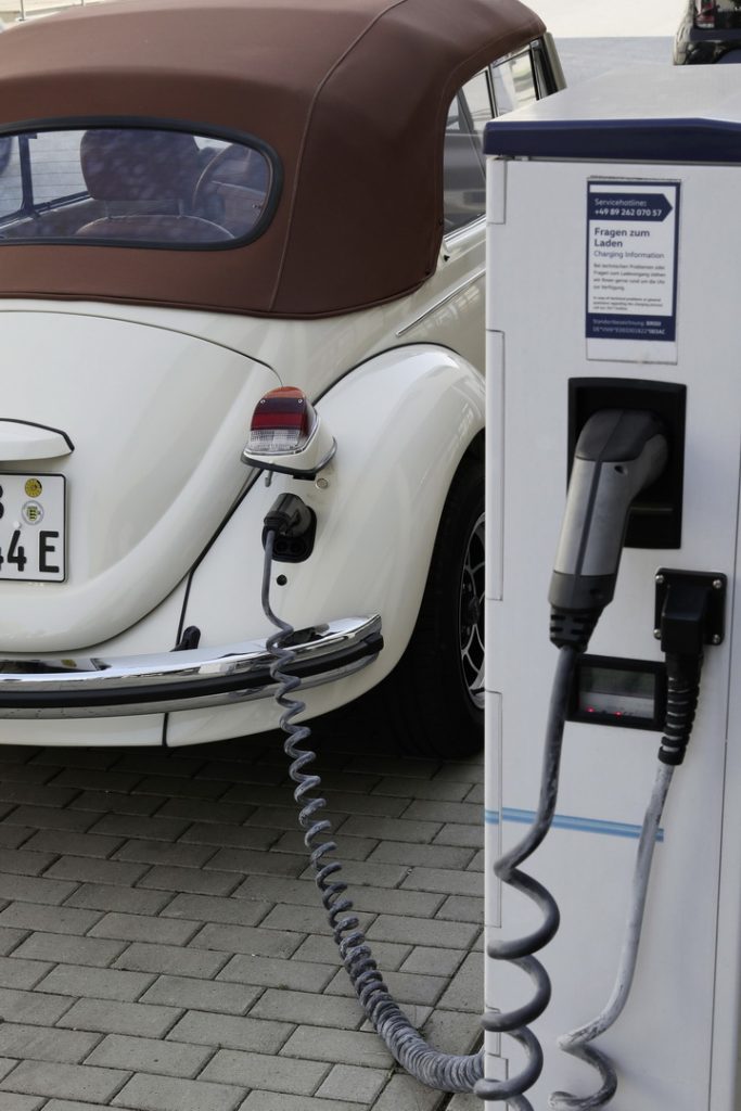 Volkswagen Creates Classic Beetle With e-Up!-Sourced Electric ...