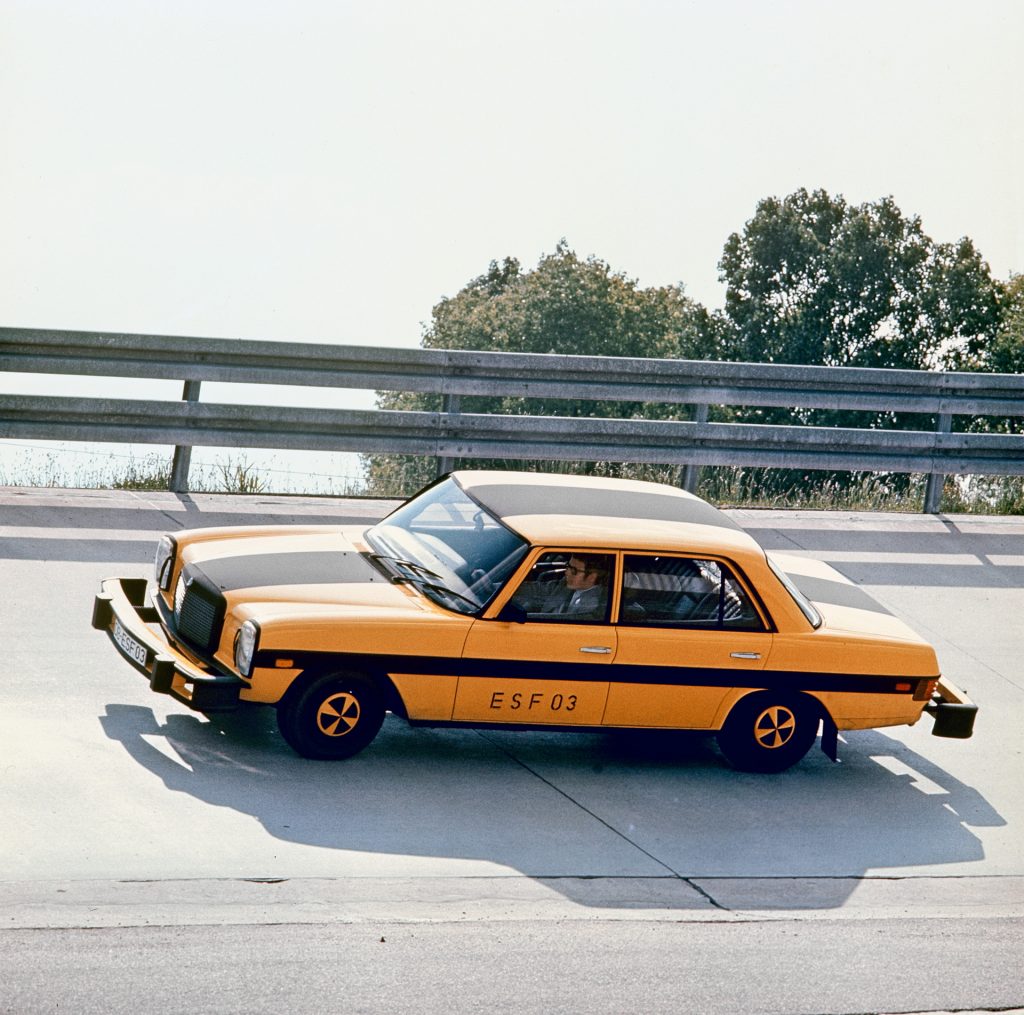 Mercedes’ New Experimental Safety Vehicle Is The World’s Most Clever ...