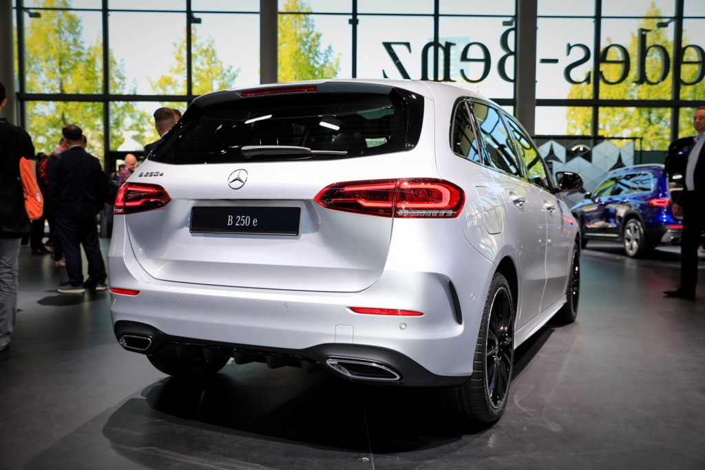 2020 Mercedes-Benz A250e And B250e Plug Into The Heart Of The Compact ...