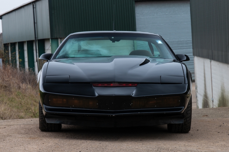 Relive Your Childhood Fantasies With This Pontiac Trans Am KITT Replica ...