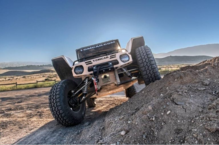 Drive Like the Israeli Special Forces With The $36,500 Tomcar TX4 UTV ...