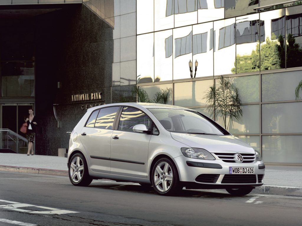 VW Golf Countdown: 2003-2008 Mk5 Climbed Up The Premium Ladder | Carscoops