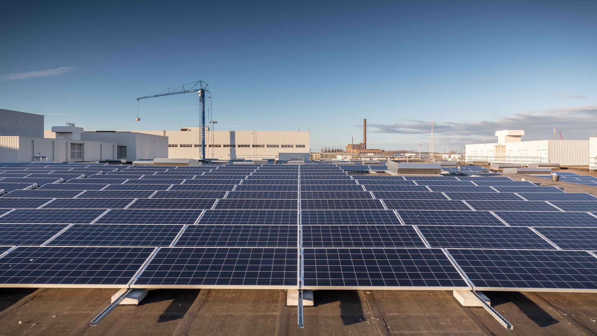 Volvo To Reduce Car Lifecycle Carbon Footprint By 40% In The Next Six ...