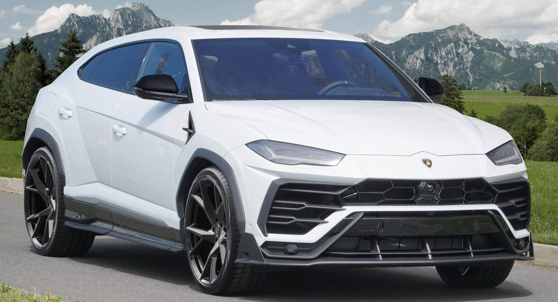 Mansory Tames The Venatus With New Soft Kit For Lamborghini Urus ...