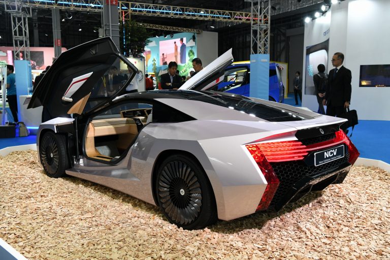 Nano Cellulose Vehicle Concept Is Made From Plants And Recycled ...