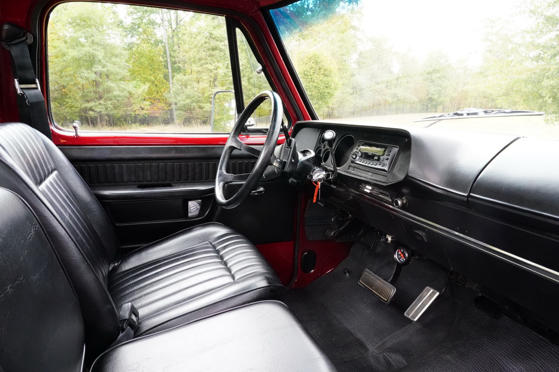 1979 Dodge D100 Truck Has ‘Vintage’ Written All Over It | Carscoops