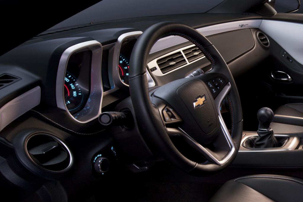 Five Years After Its Recall, A Defective Key Is Still Present In Camaro ...