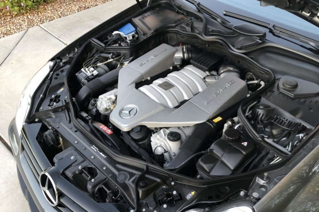 2008 Mercedes CLS 63 AMG Has A Naturally Aspirated, 507 HP V8 Waiting ...