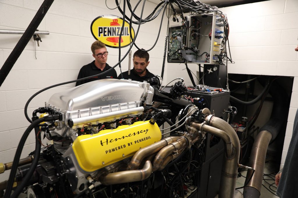 Hennessey Venom F5’s “Fury” V8 Engine Makes 1,817 HP On The Dyno ...