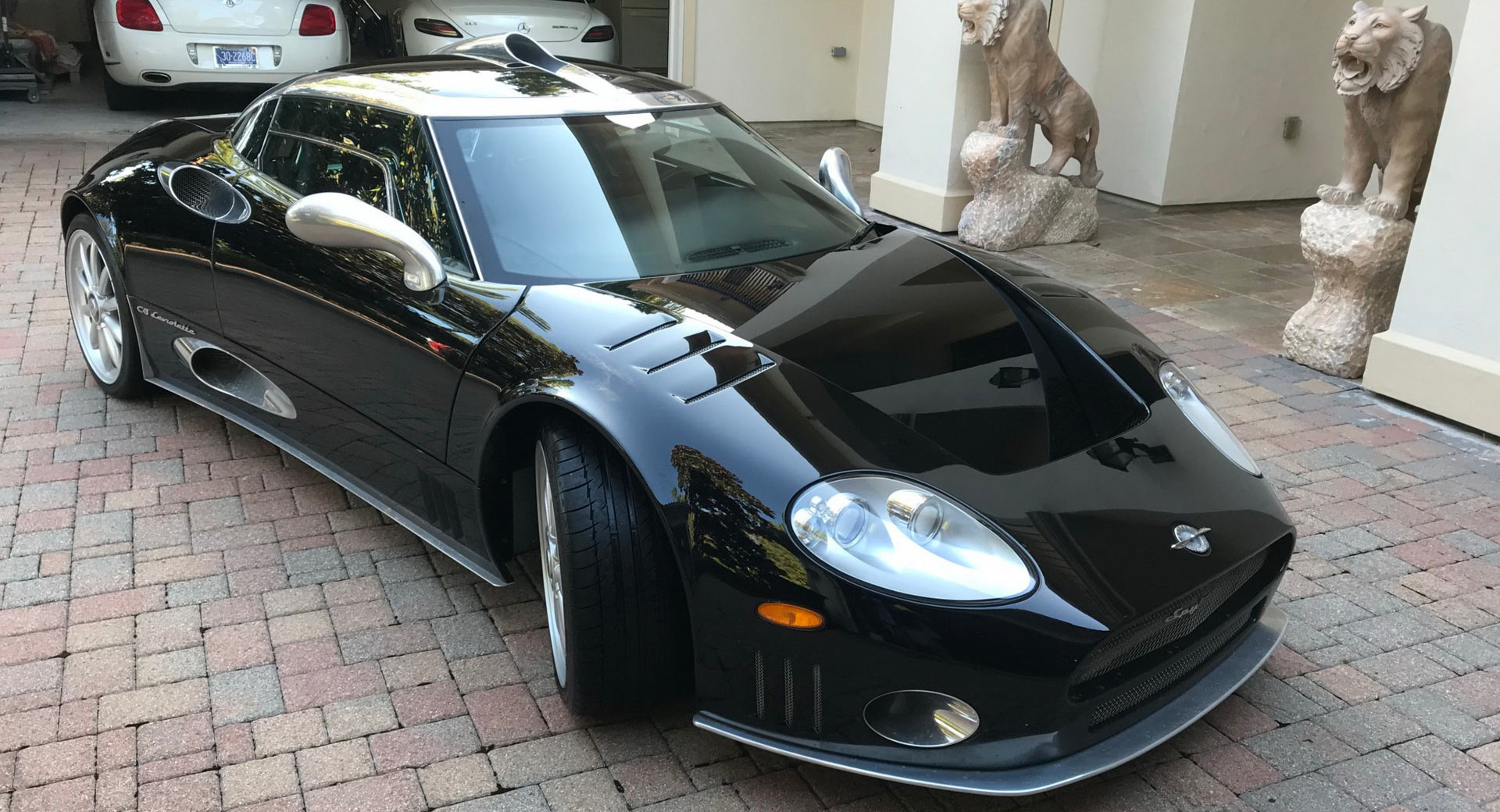 Get This 2007 Spyker C8 Laviolette, Watch Everyone Try To Figure Out ...