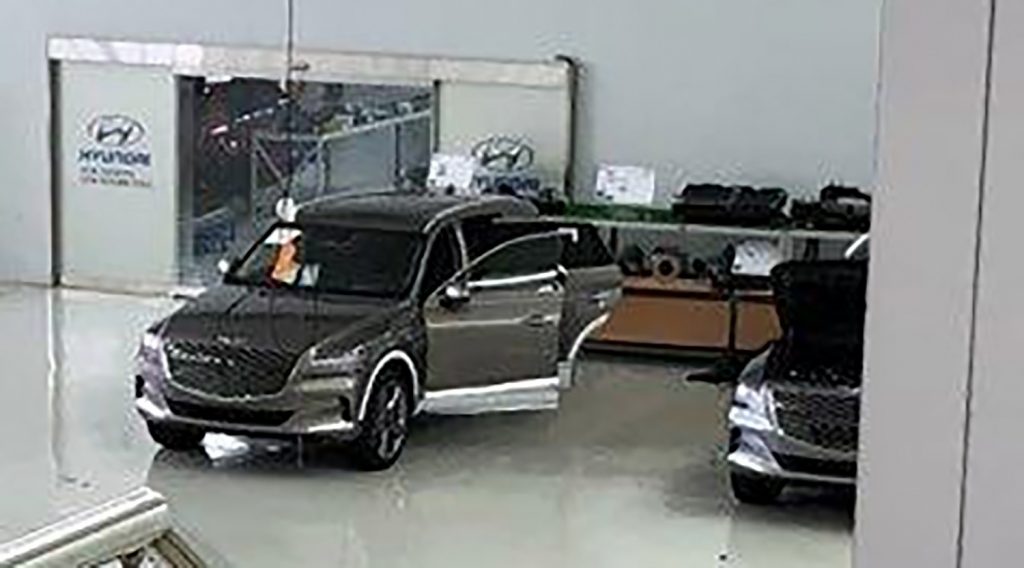 Genesis GV80: First Official Photos And Details Of Luxury SUV Ahead Of ...