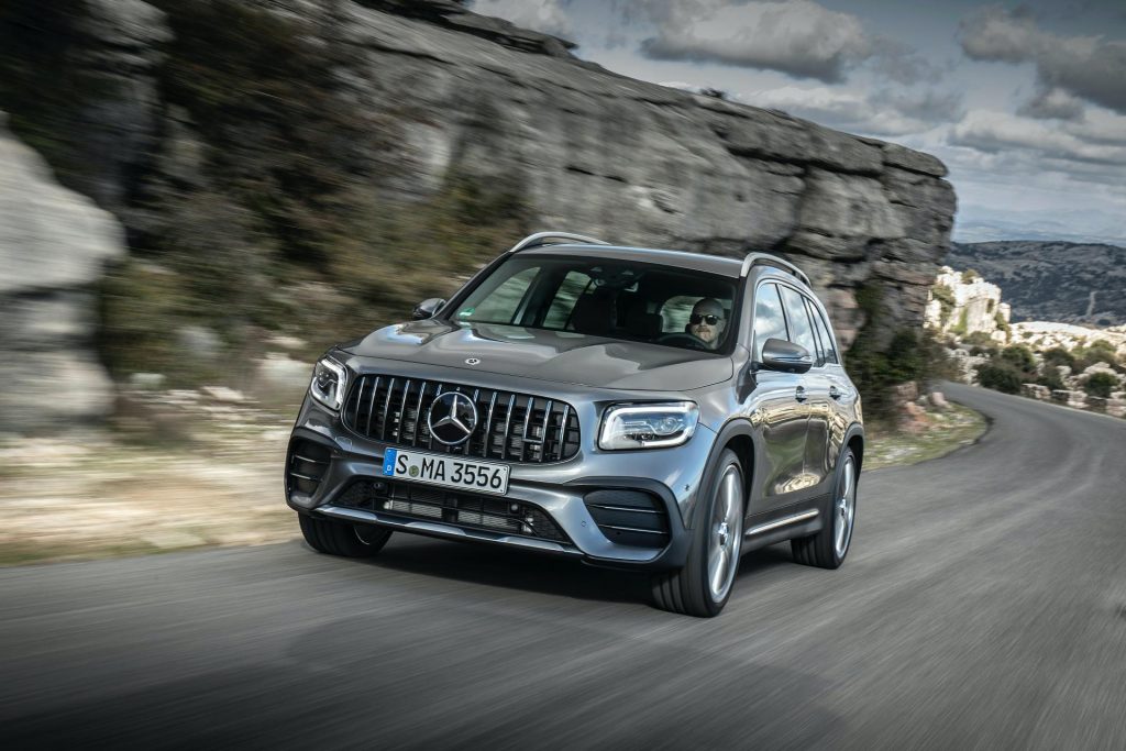 Huge Photo Gallery Will Help You Pick Your Favorite 2020 Mercedes GLB ...