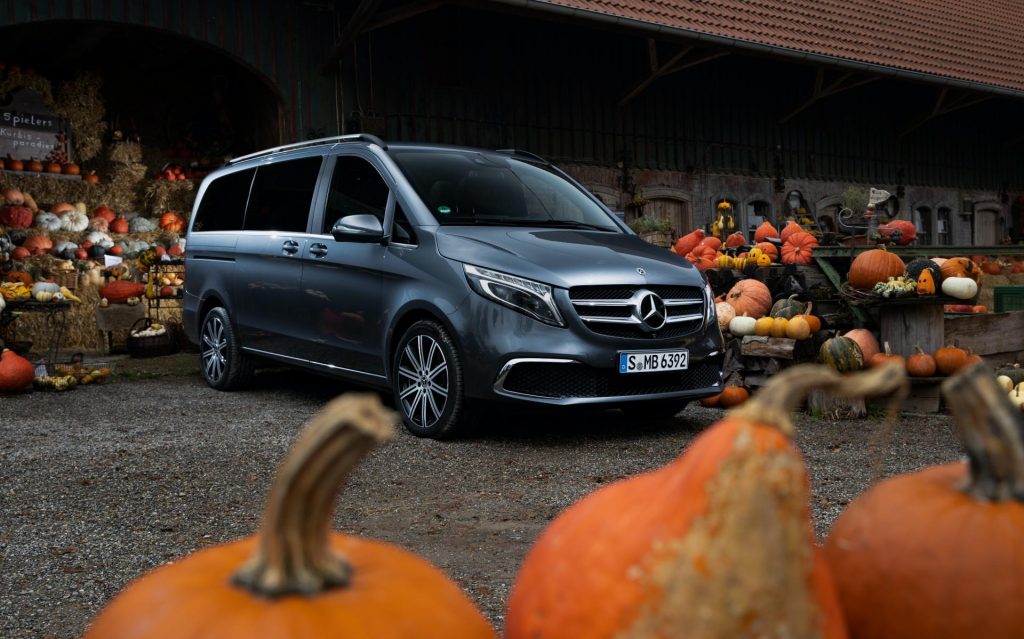 Mercedes-Benz Upgrades V-Class With MBUX Infotainment System | Carscoops