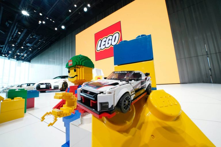 Nissan GT-R Finally Gets Official LEGO Set For Its 50th Anniversary ...