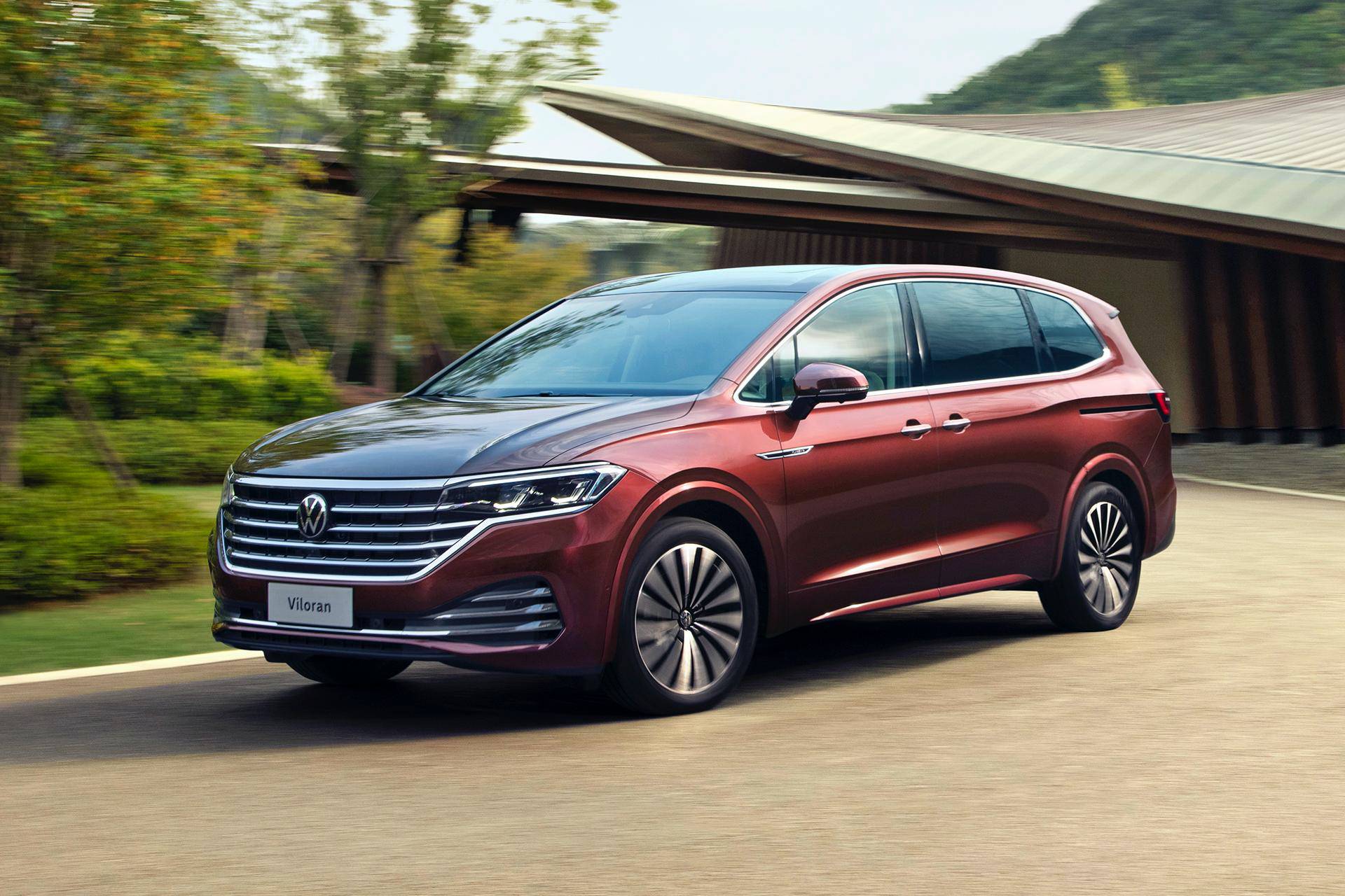 China’s VW Viloran Minivan Debuts As Buick GL8, Lexus LM Rival | Carscoops