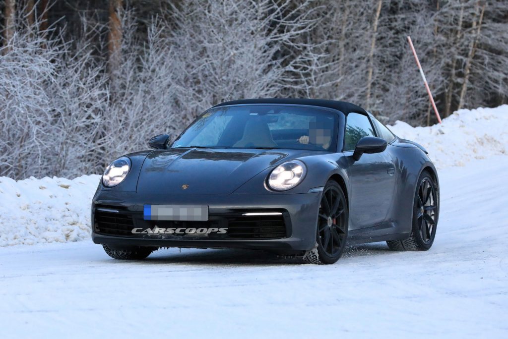 Spied: 2020 Porsche 911 Targa Is Coming With Electric Sliding Top ...