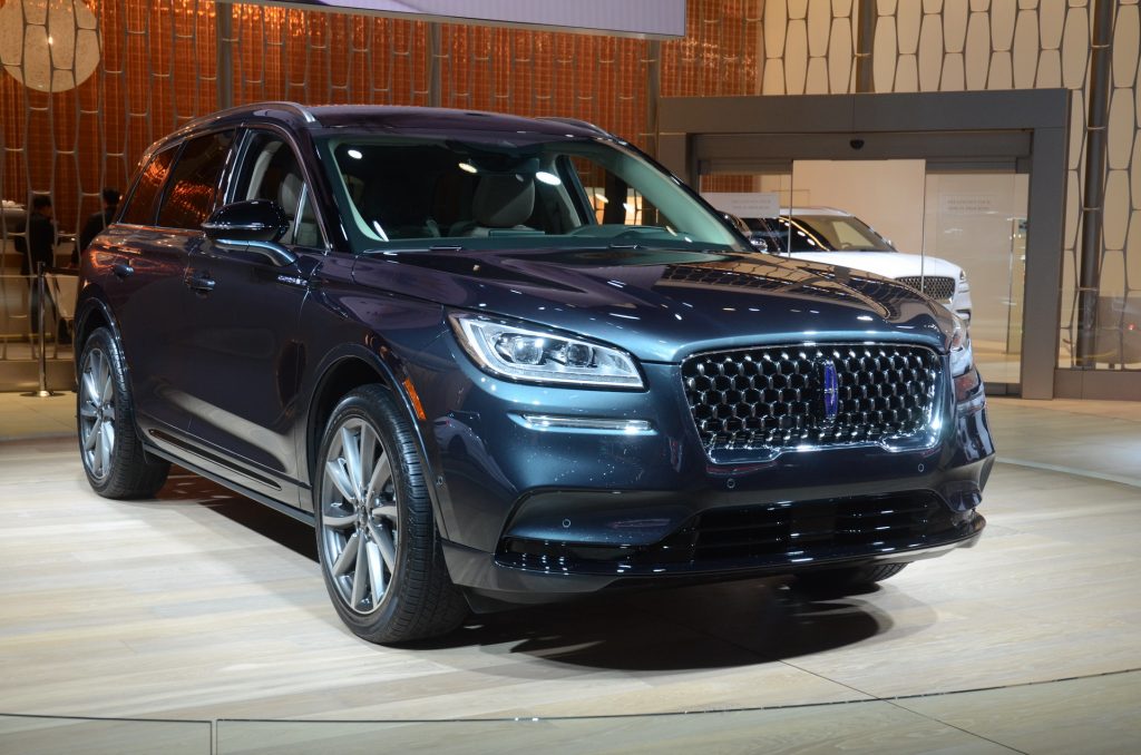 2021 Lincoln Corsair Grand Touring PHEV Has e-AWD, 266 HP And 25 Miles ...