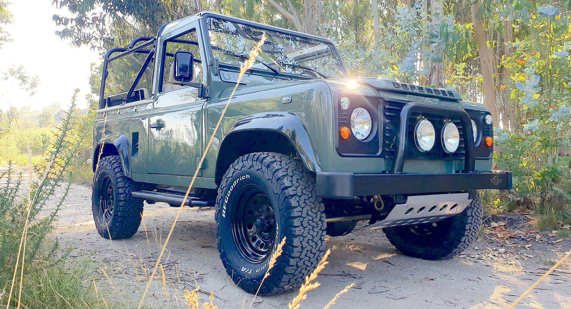 Land Rover Defender “Surf Edition” Will Make You Wish It Was Summer In ...