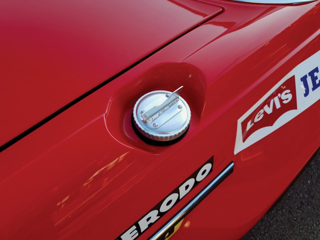 Mercedes 300 SEL ‘Red Pig’ Replica Gives You The Chance To Own The ...