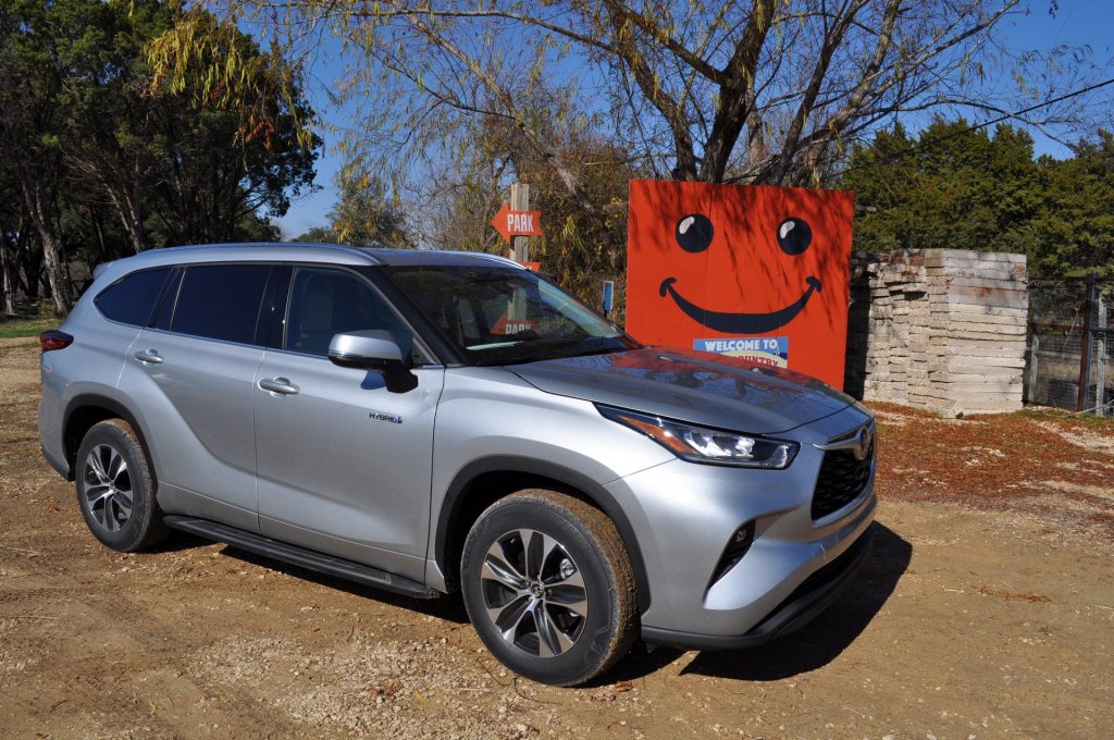 2020 Toyota Highlander First Review: Better Overall, But Is That Enough ...