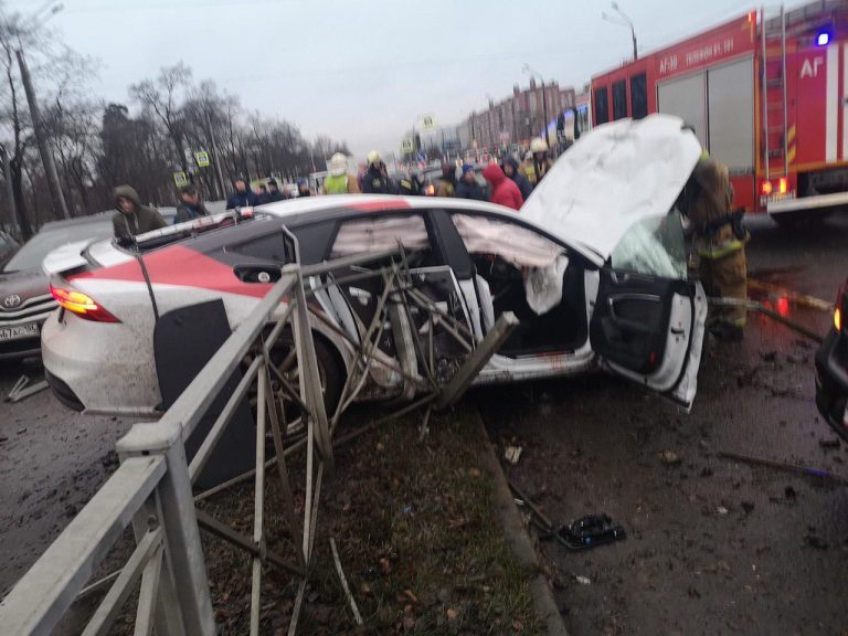 New Audi A7 Sportback Test Drive Ends Shockingly Bad After Crashing ...