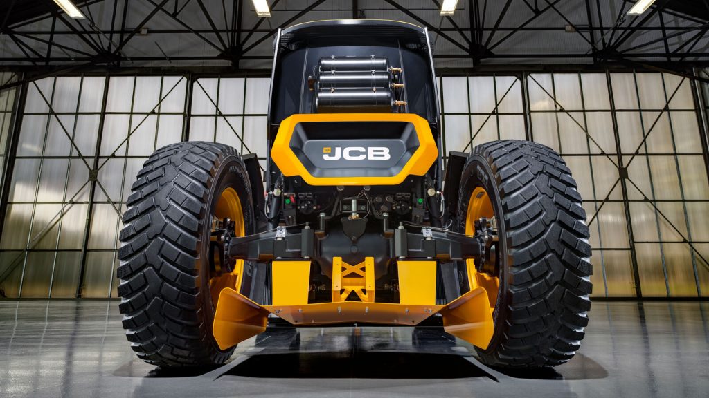 Meet The World’s Fastest Tractor: The 1,016 HP JCB Fastrac Two | Carscoops