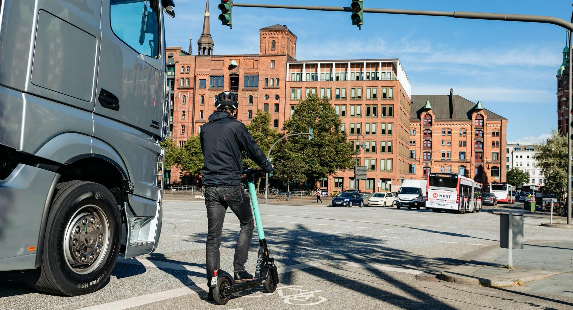 Mercedes’ Sideguard Assist Makes The Streets Safer For E-Scooter Riders ...