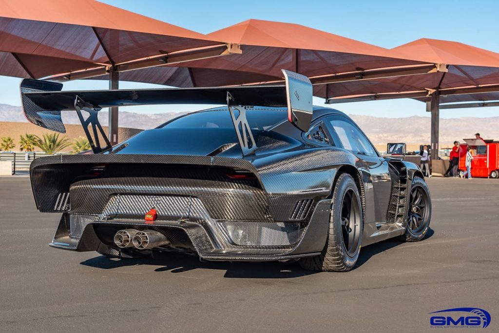 Porsche 935 Clubsport Clad In Gloss Carbon Fiber Looks Bonkers | Carscoops