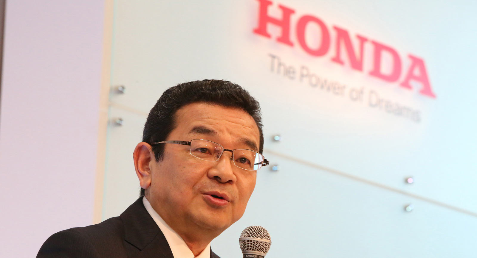 Honda CEO Bucks Trend, Says He Prefers Hybrids Over EVs | Carscoops