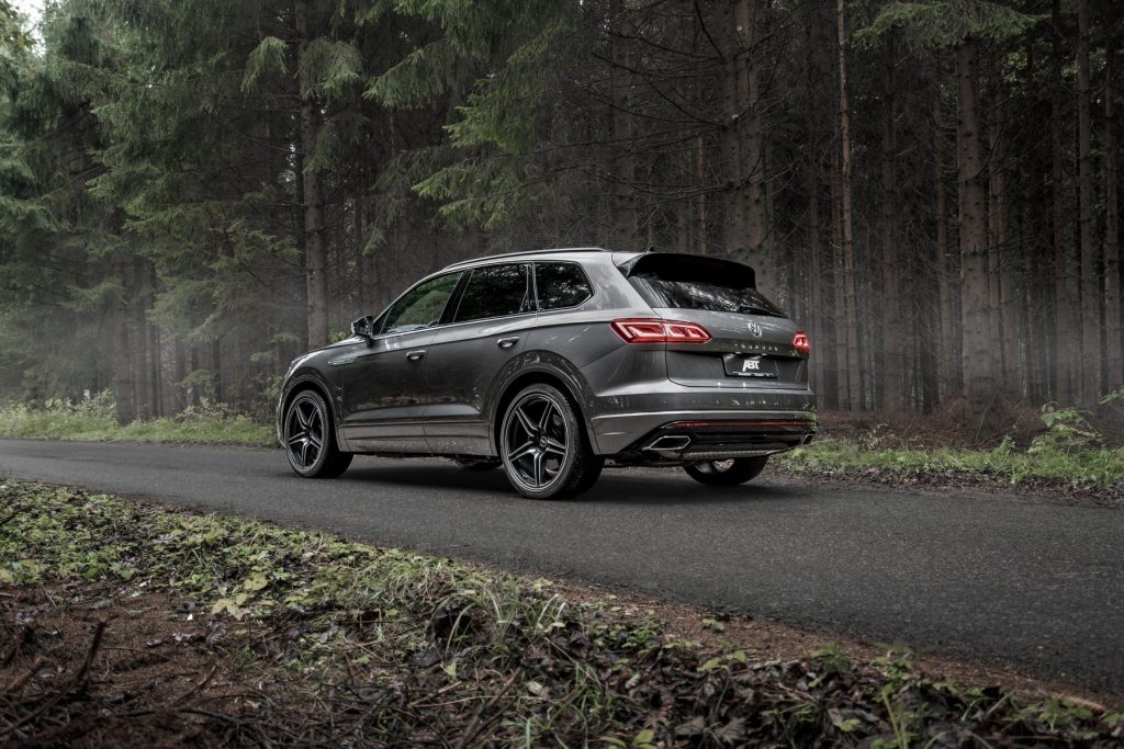 VW Touareg Goes From Family Hauler To 493 HP Super SUV With ABT’s ...