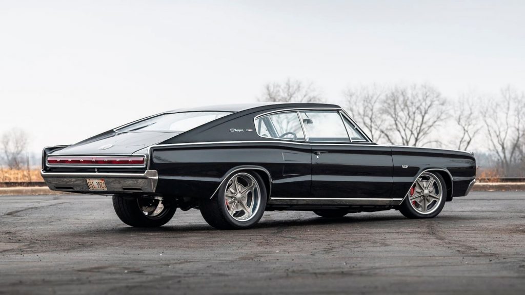 Clean Restomod: 1967 Dodge Charger Packs A Punch With 651 HP HEMI V8 ...