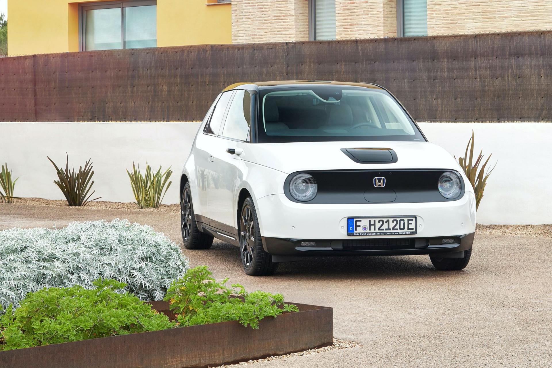 2020 Honda e Stars In Fresh Photo Gallery And Videos, Reveals Full ...