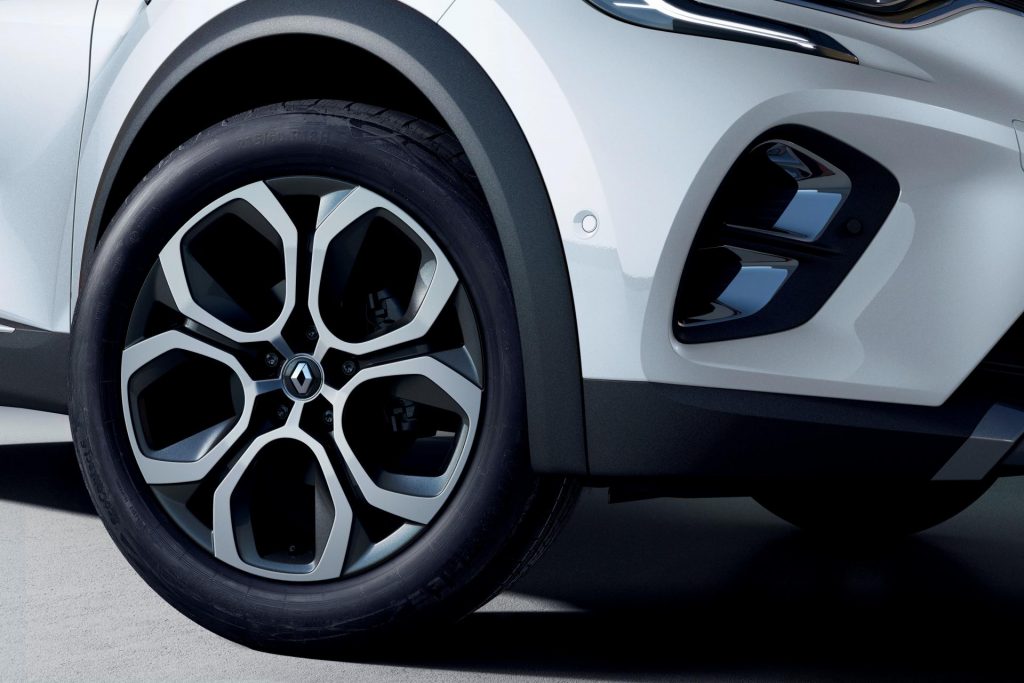 Renault Releases Captur Plug-In Hybrid And Clio Hybrid, PHEV Has 50 Km ...