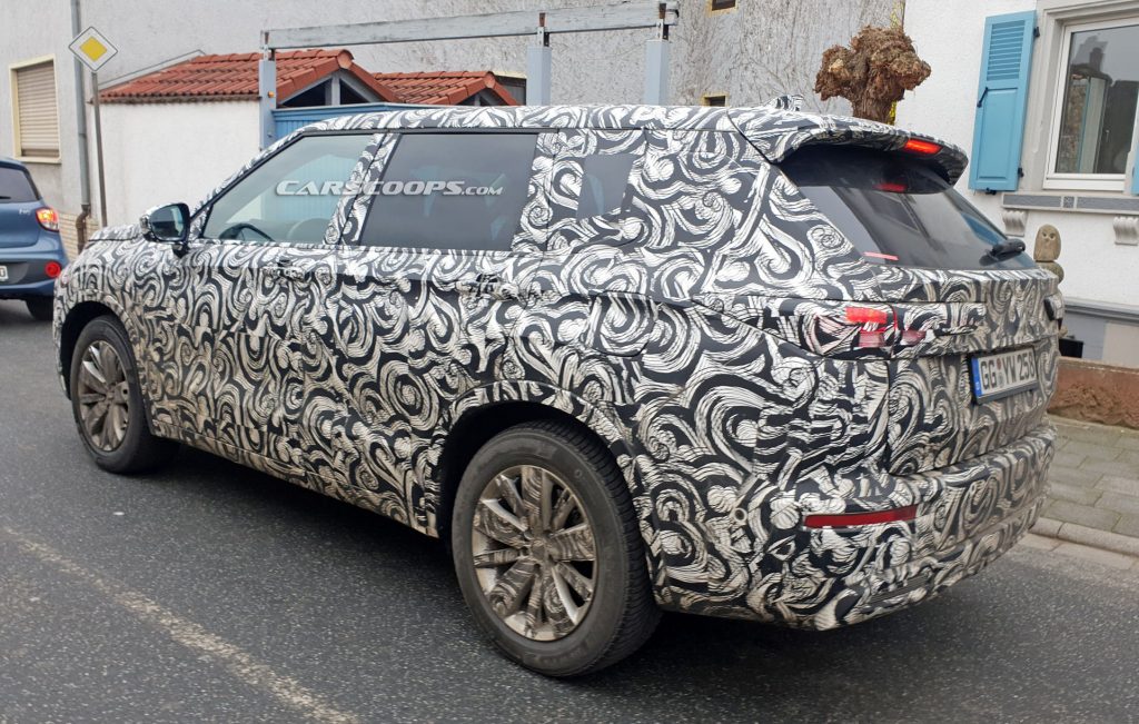 2021 Mitsubishi Outlander Spotted In Europe, Wraps New Platform In ...