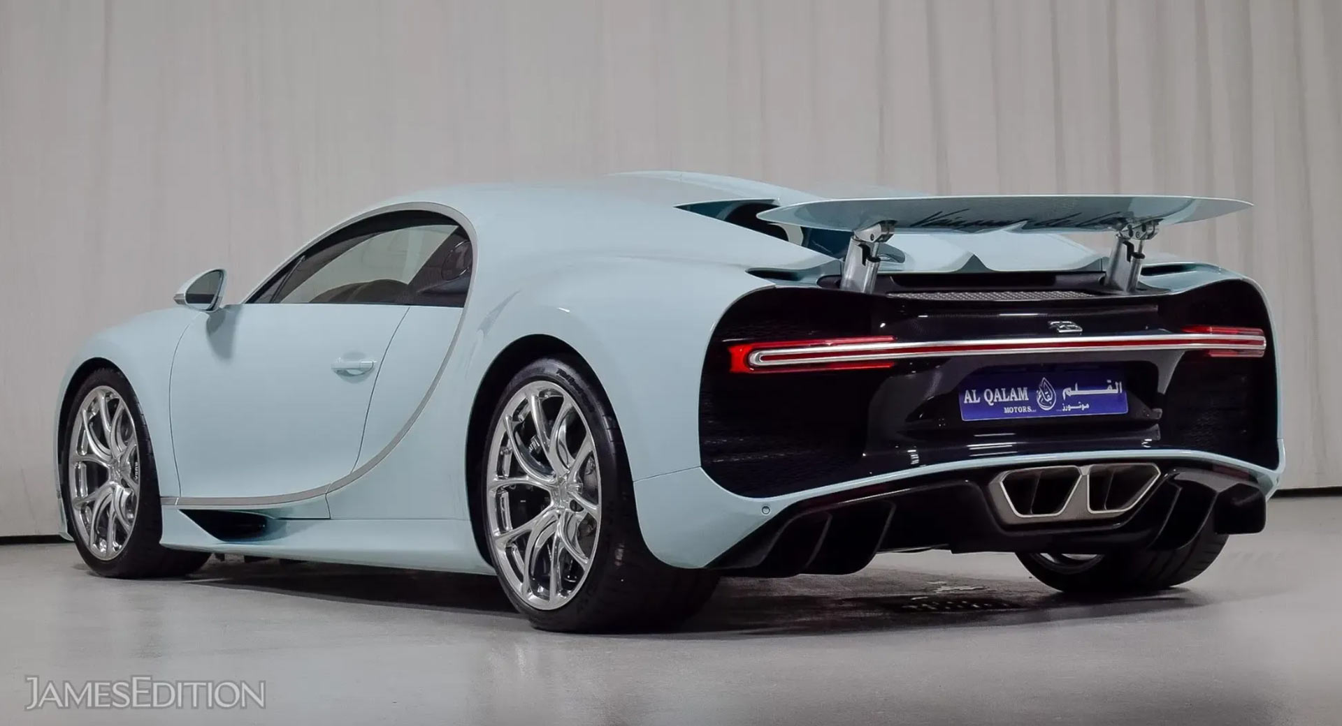 One-Off Bugatti Chiron Vainqueur de Coeur Is A Light Blue Monster ...