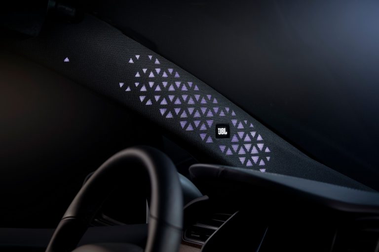 Harman’s New EV-Focused Audio System Is Lightweight, Energy Efficient ...