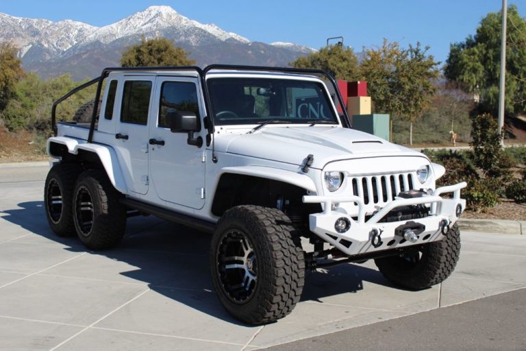 This Six-Wheeled Jeep Wrangler Is All About Show, But It’ll Still Cost ...