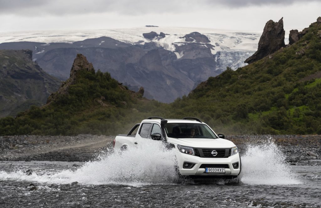 New Nissan Navara AT32 Is Ready For Any Off-Road Challenge | Carscoops