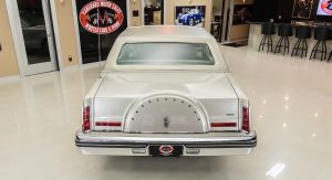 This Lincoln Continental Was Bought Brand New In 1980 And Mostly Stored ...