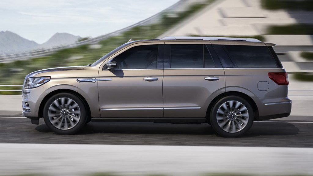 2021 Cadillac Escalade Vs. 2020 Lincoln Navigator: Clash Of The SUV ...