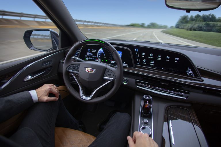 2021 Cadillac Escalade Vs. 2020 Lincoln Navigator: Clash Of The SUV ...