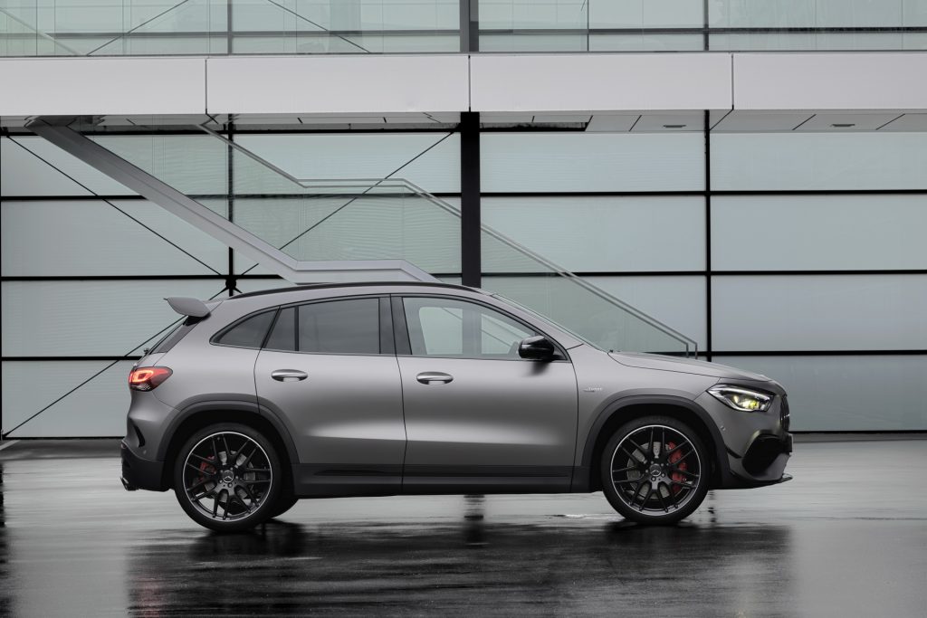 2021 Mercedes-AMG GLA 45 Is A 382 HP Hot Hatch Pretending To Be An SUV ...