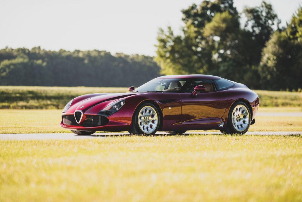 Fancy A Dodge Viper ACR Dressed As An Alfa Romeo? | Carscoops