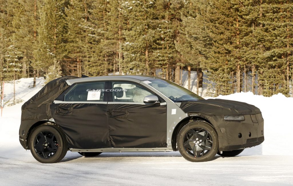 Hyundai 45 Electric Crossover Makes Spy Debut, Combines Retro Styling ...