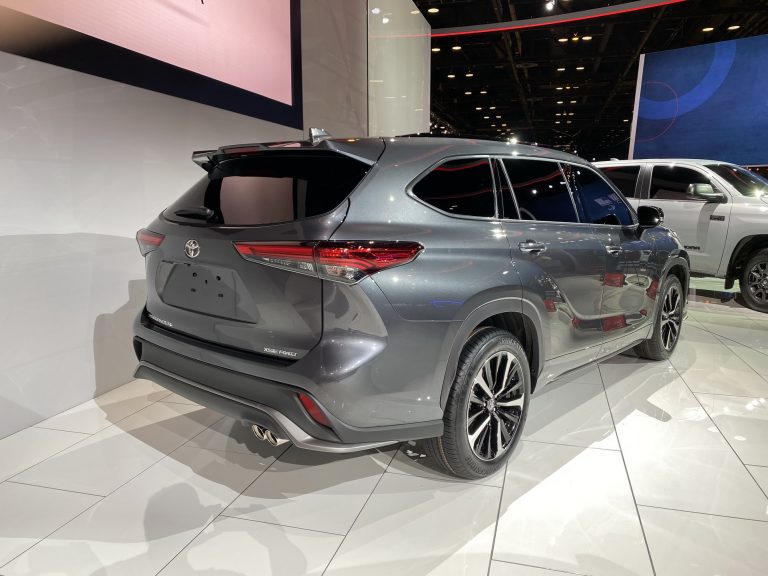 Toyota’s New 2021 Highlander XSE Combines Aggressive Styling With ...